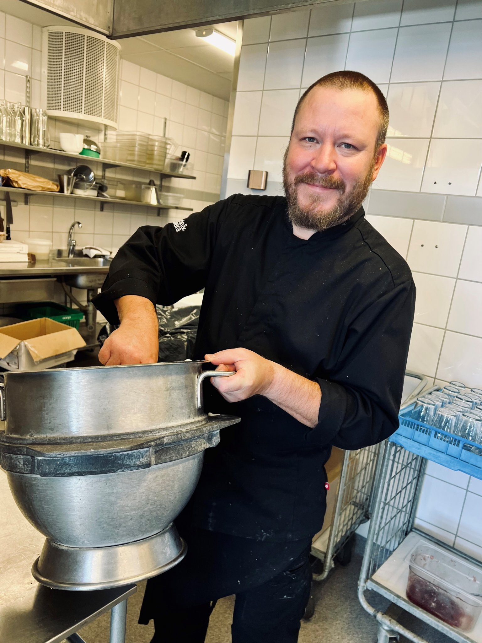 På Carl Wahren Gymnasium får eleverna äta lunch på restaurang! - Carl ...